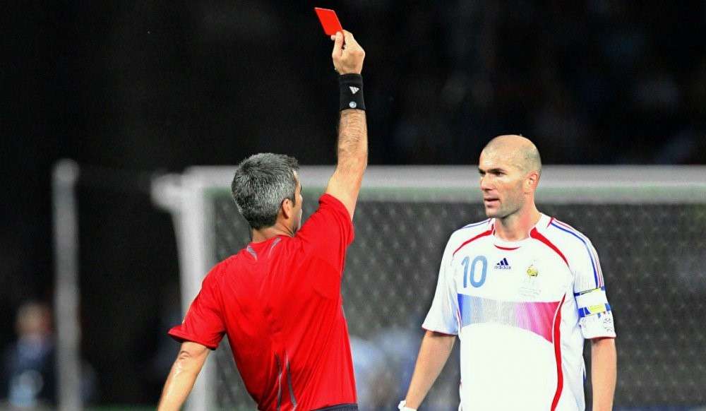 L'équipe type des cartons rouge en Coupe du Monde - Transfert Foot Mercato