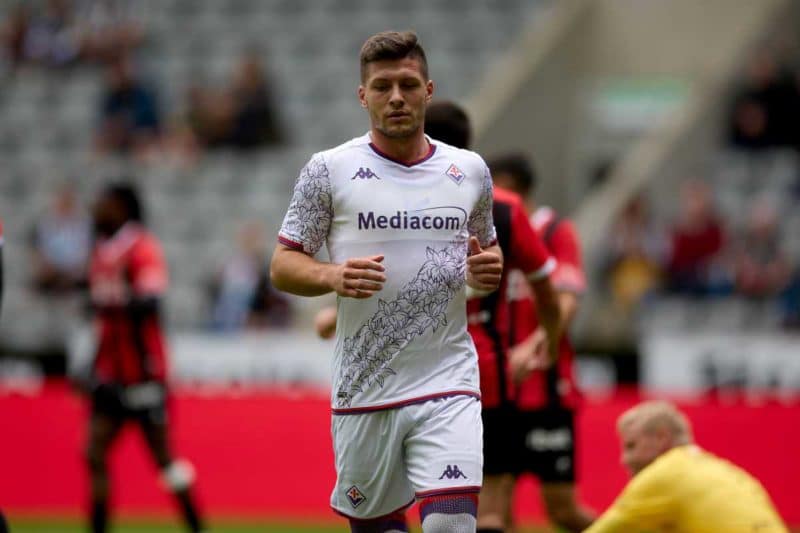 Le Milan AC se penche sur Luka Jovic