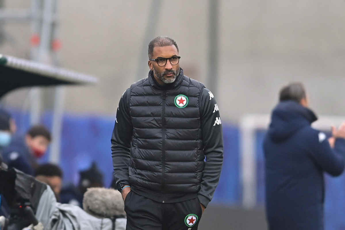 Le magnifique discours d’Habib Beye (Red Star) à propos de la pratique ...