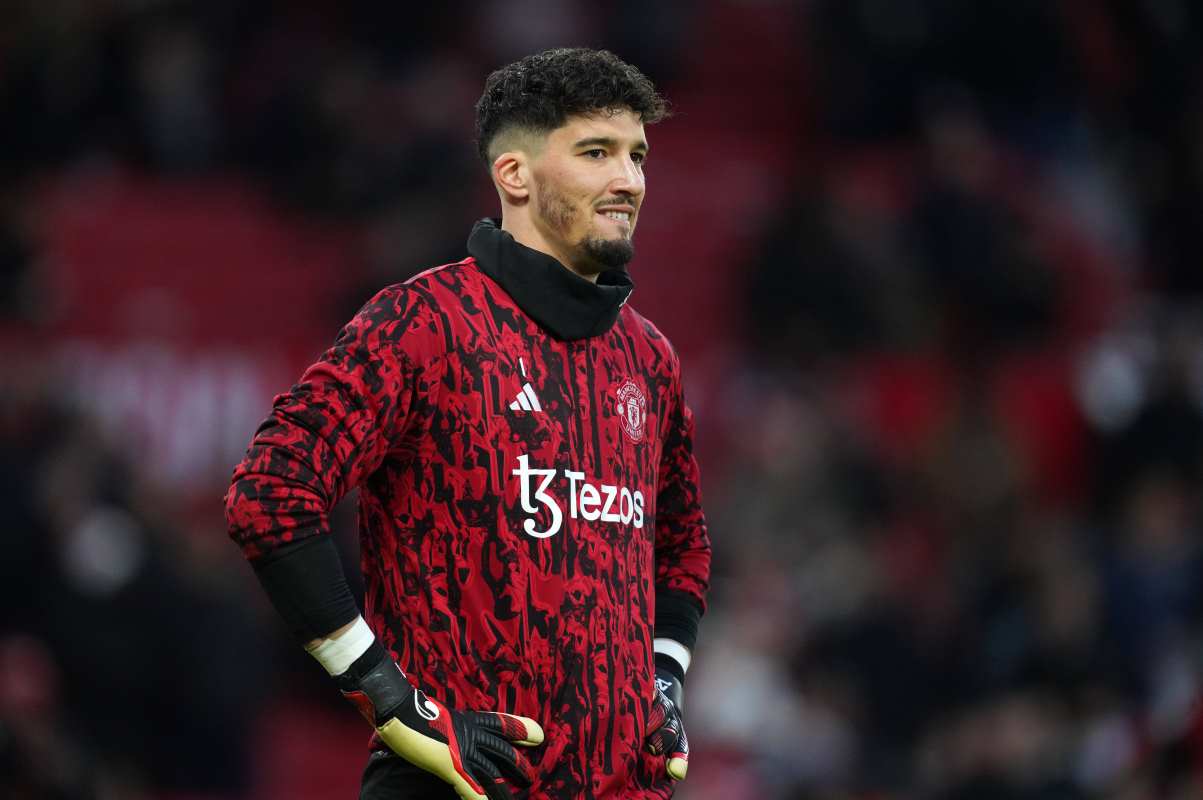 Manchester United : Altay Bayindir de retour en Turquie