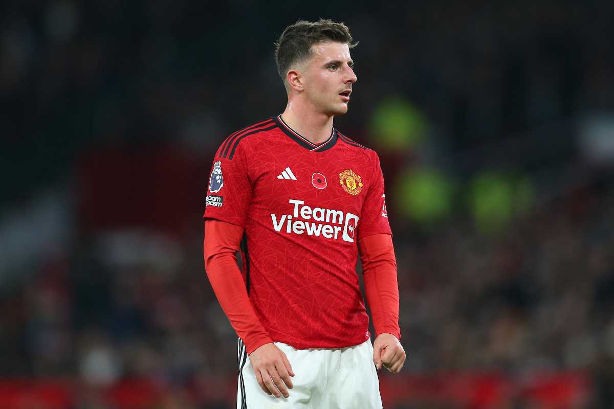 Manchester United boosté par Mount avant le choc contre Liverpool